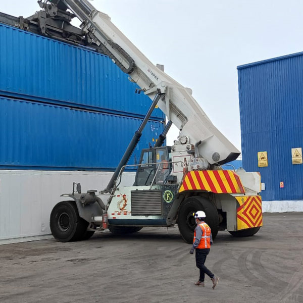 Curso de Reach Stacker